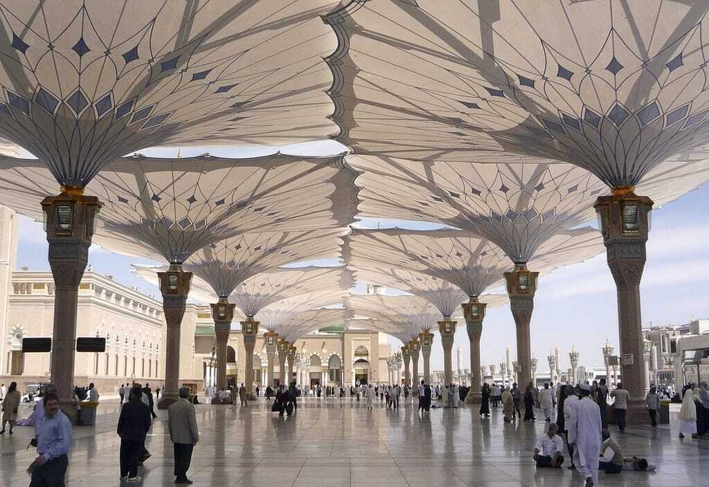 Wandelbare Klimadächer - sicht & sonnenschutz